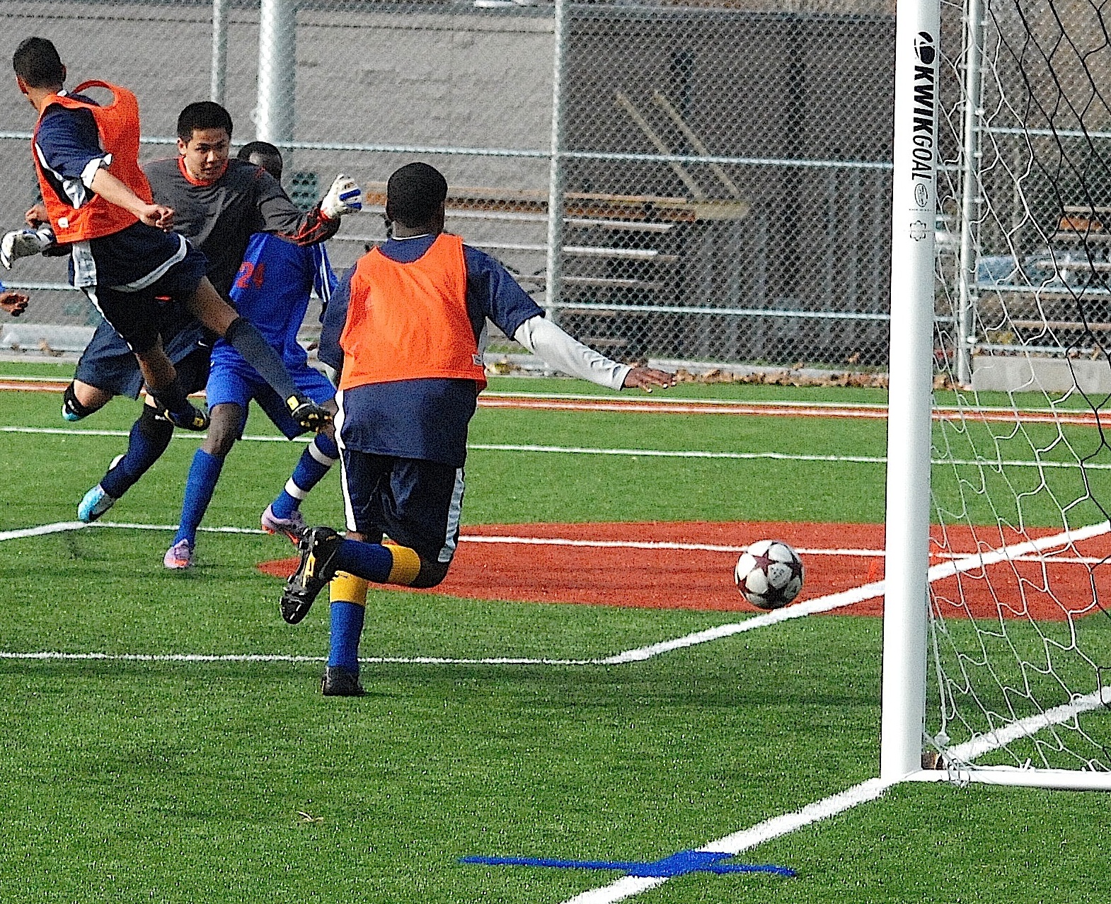 Chief Sealth soccer beats WSHS 4-0, all 2nd-half goals | Westside Seattle